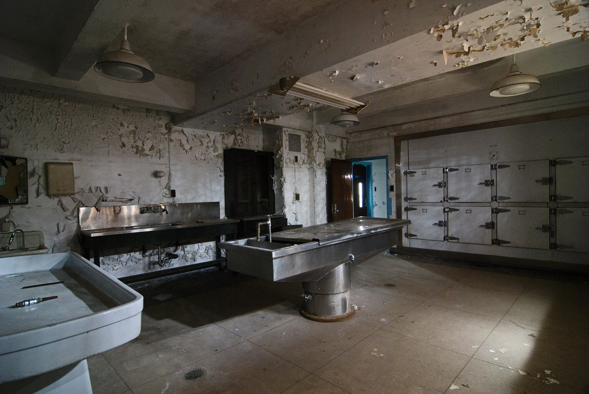 Gallery 3 — New England Ruins