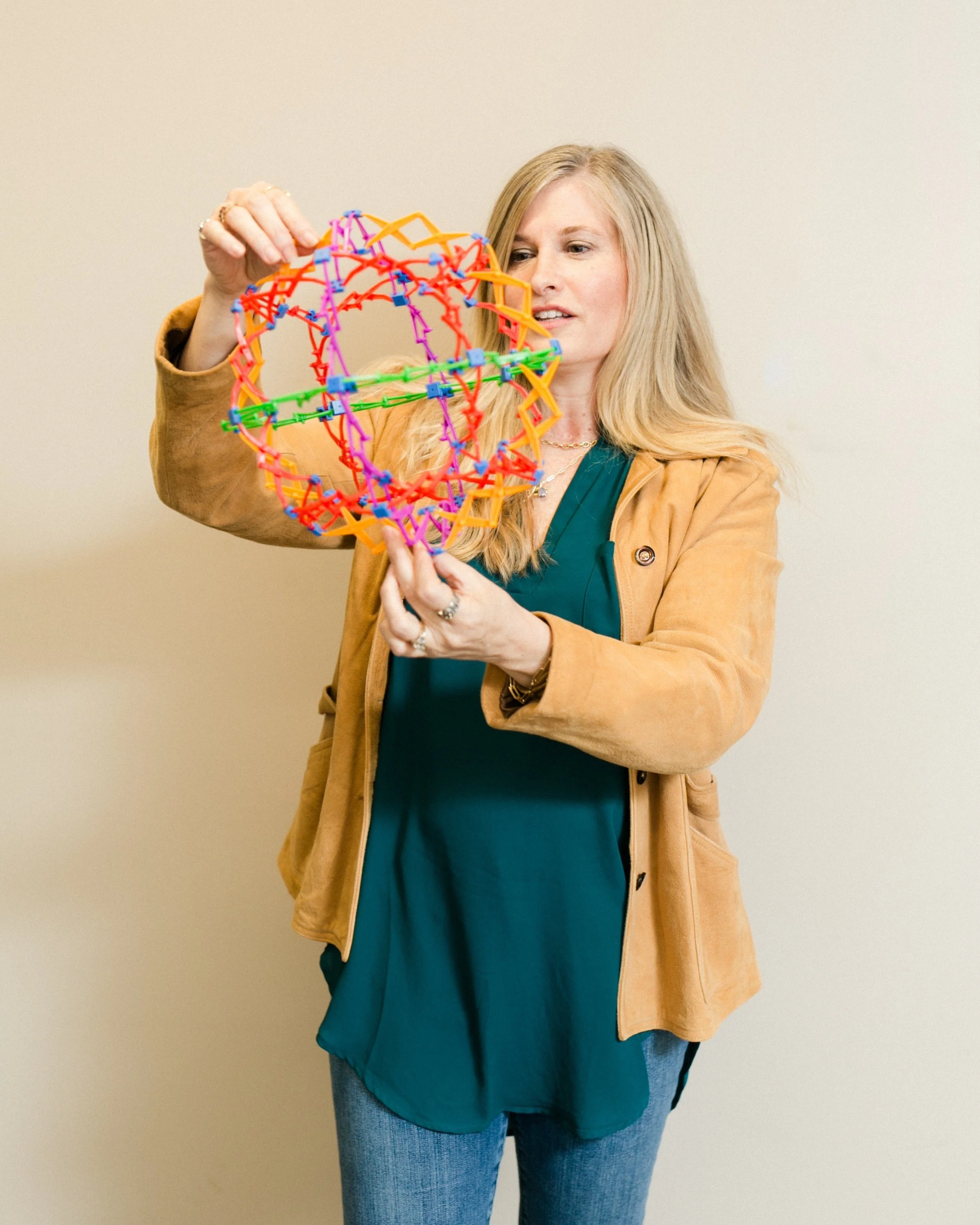 Dr. Kimber Del Valle