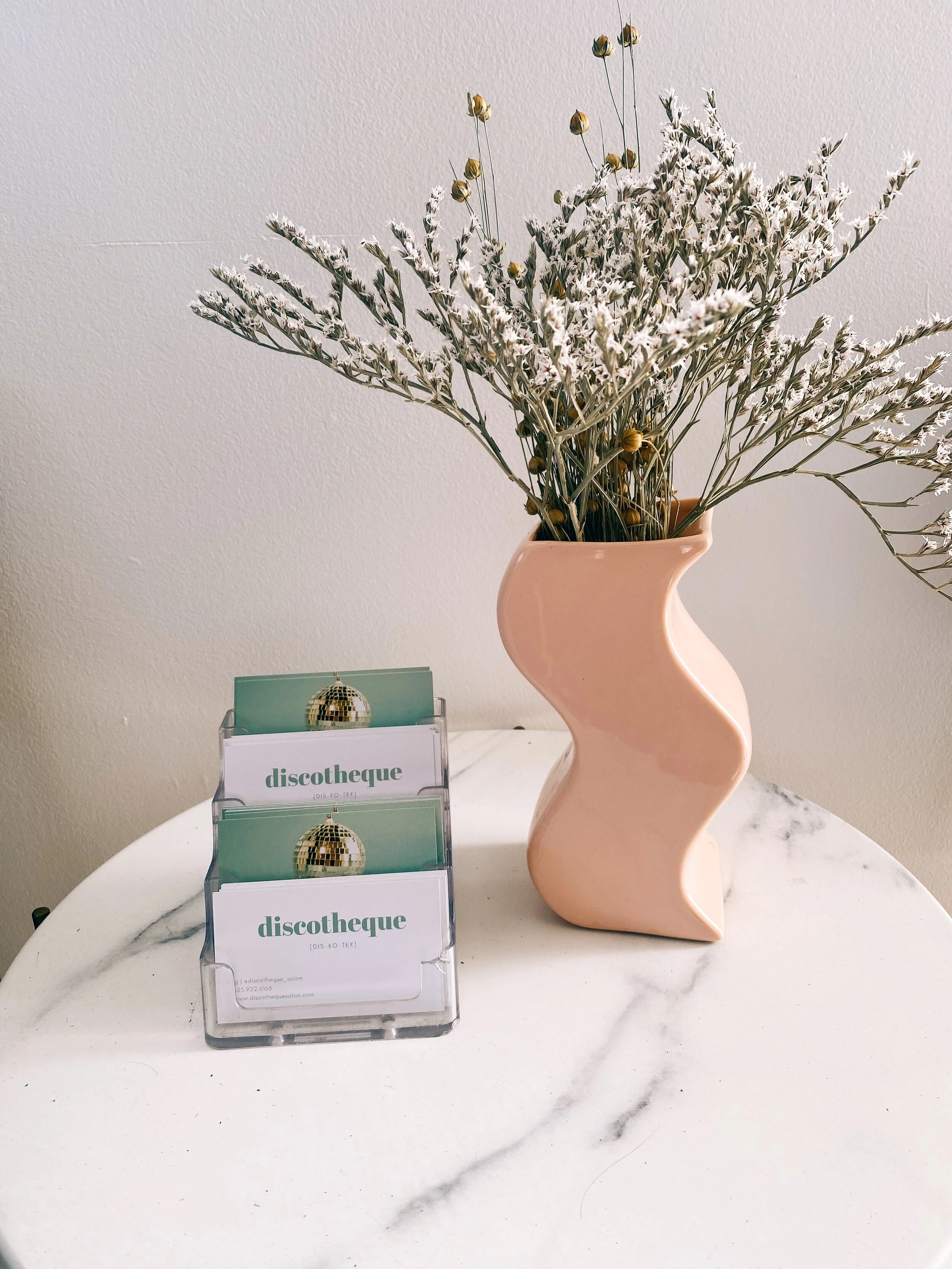 about — discotheque