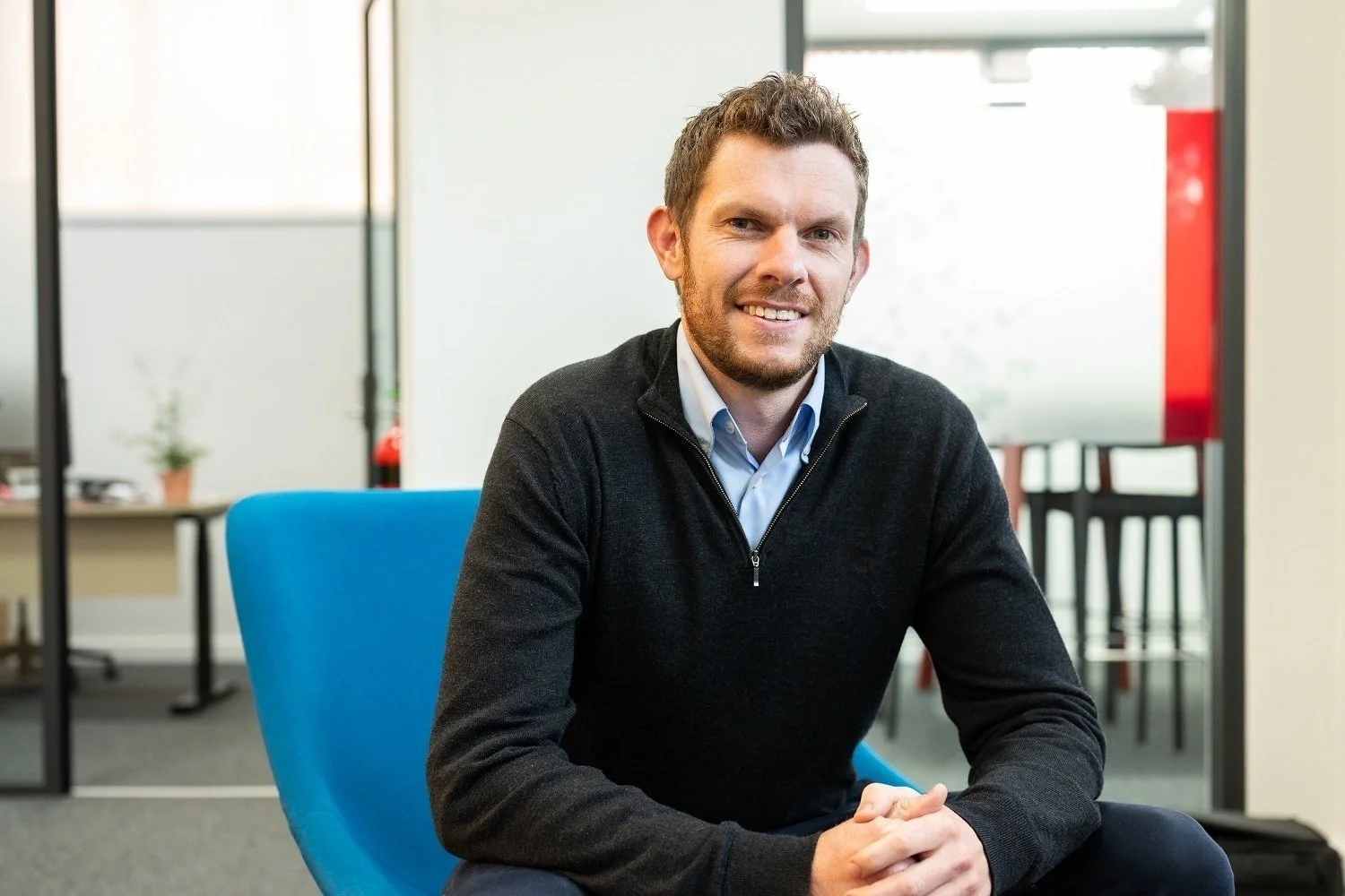 About UNE SRI — UNE SMART Region Incubator