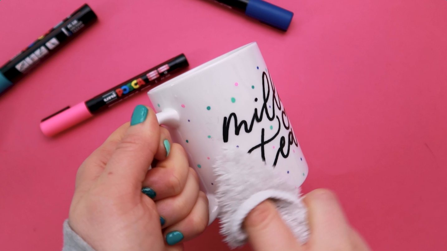 Personalised hand lettered mug with POSCA paint pens — Blink Lettering