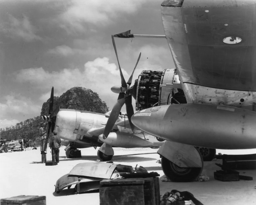 P-47 Thunderbolt — Sun Setters