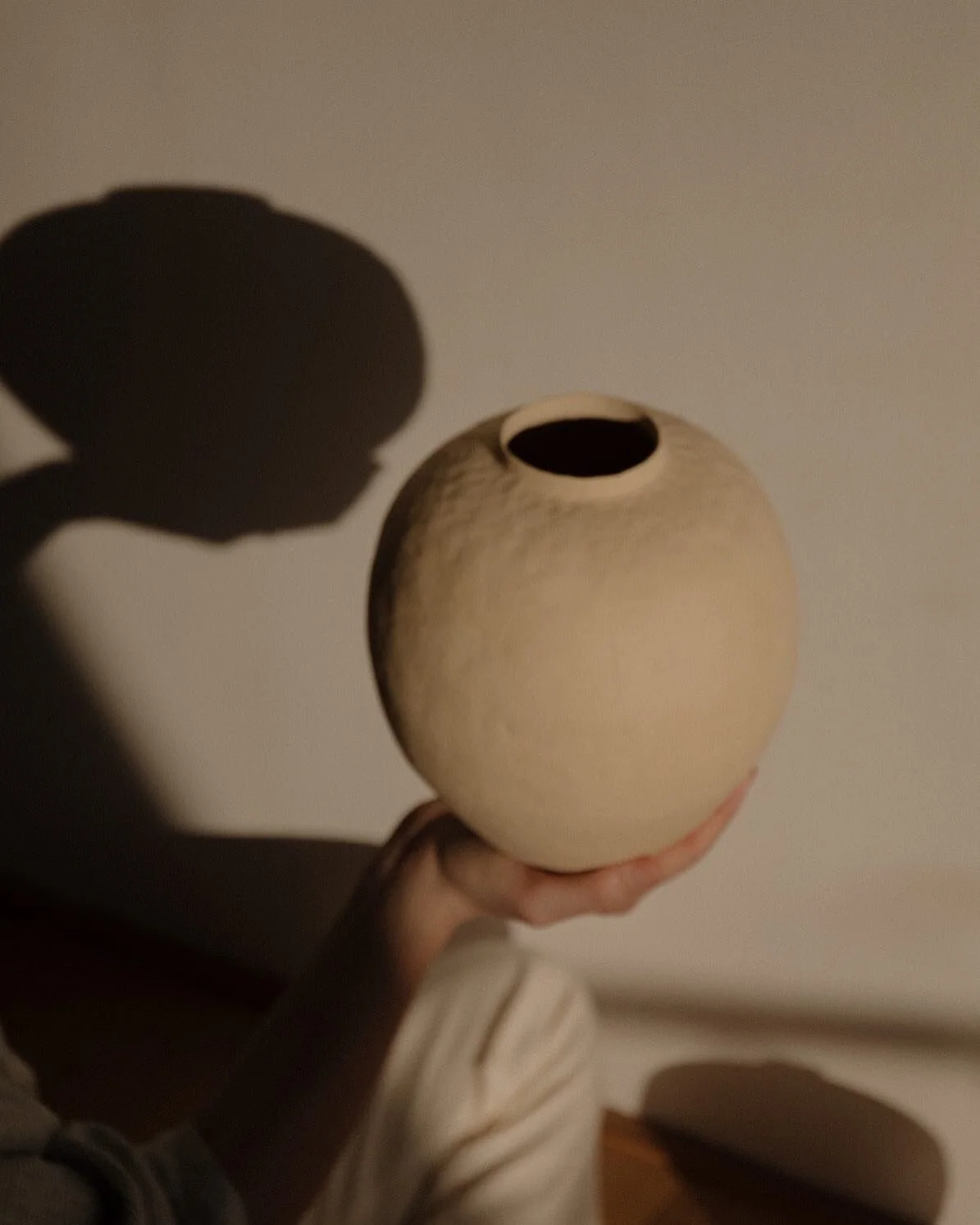 Sculptural hand built ceramics by artist Tor Harrison