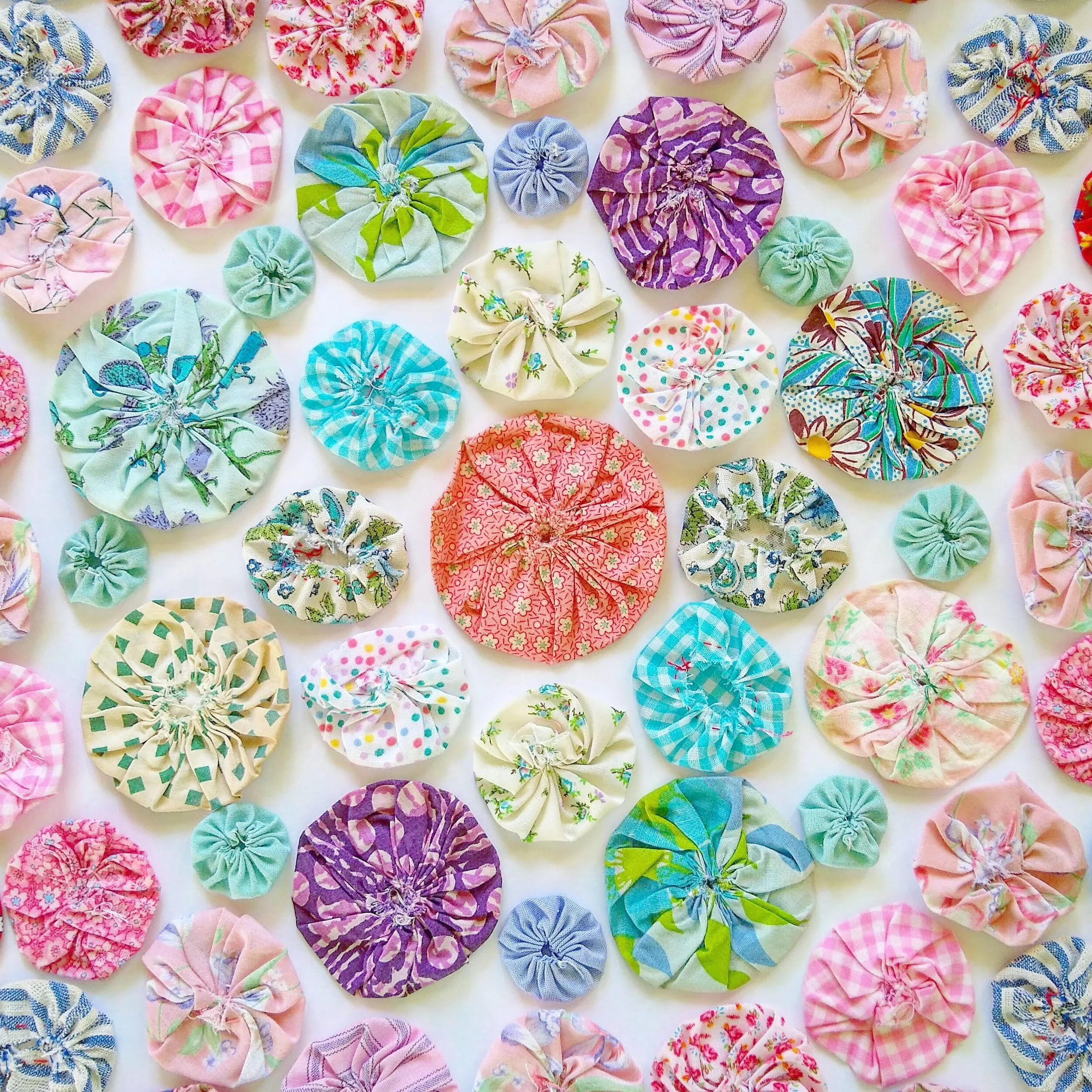 12 Sewing Projects to Reuse Fabric Scraps — Emily Retro - Vintage and ...