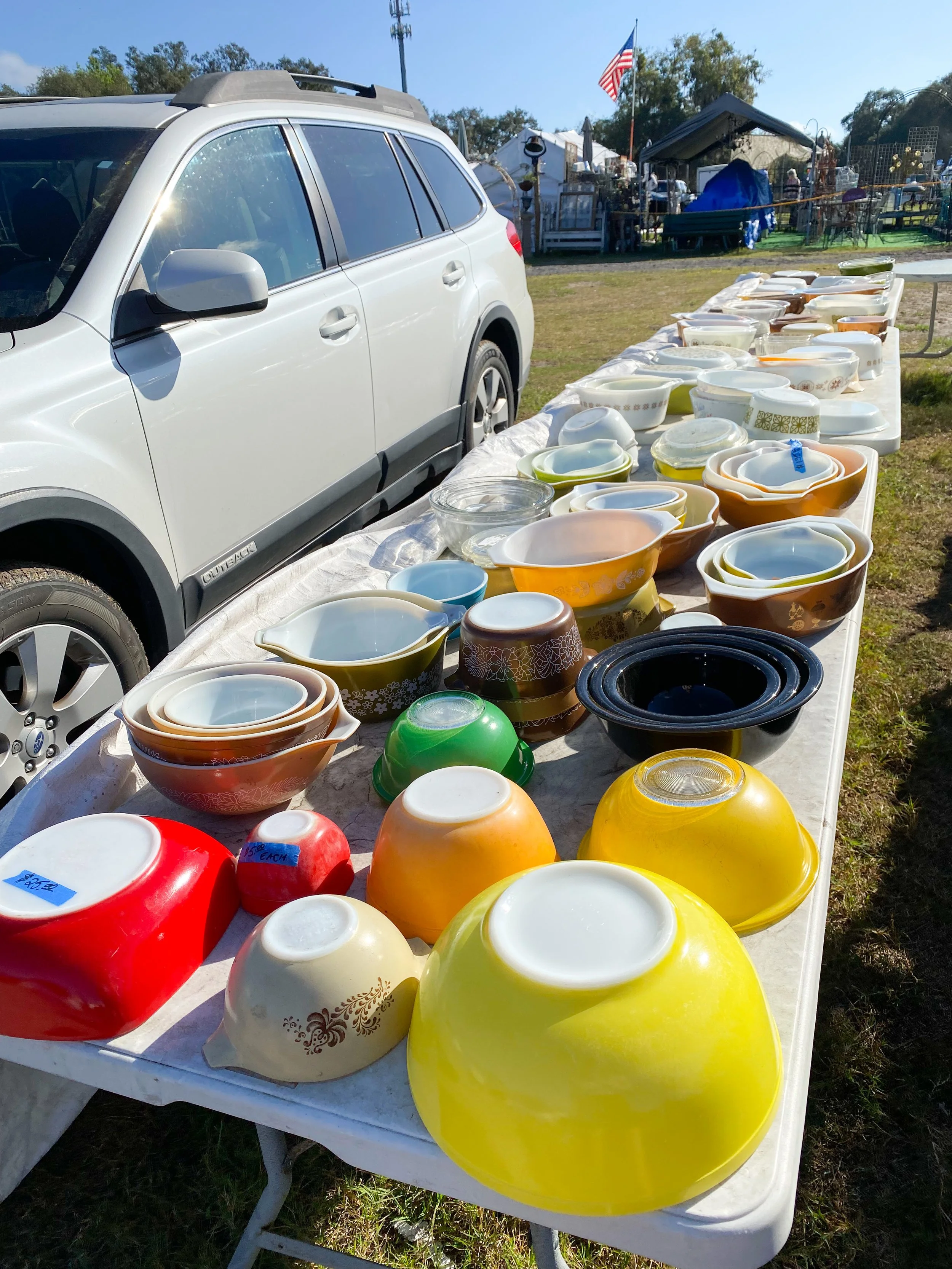 Flea Market Vintage Shopping Tips for Buyers — Emily Retro - Vintage ...