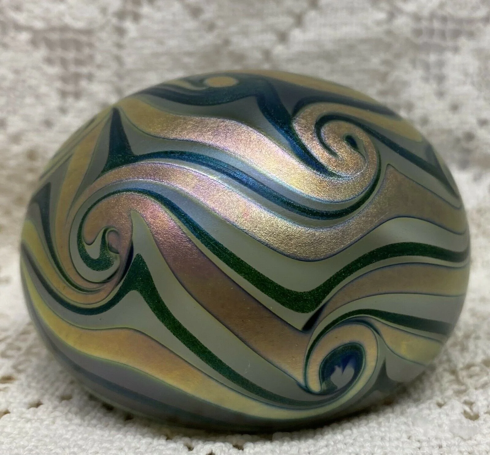 Beautiful Charles Lotton Art Glass, King Tut Style, Iridescent Design ...