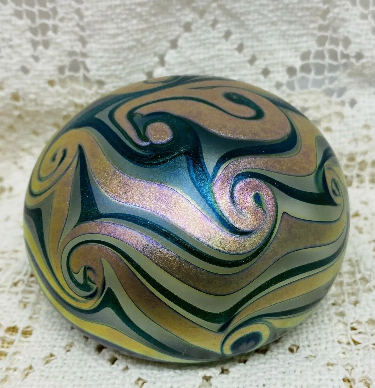 Beautiful Charles Lotton Art Glass, King Tut Style, Iridescent Design ...