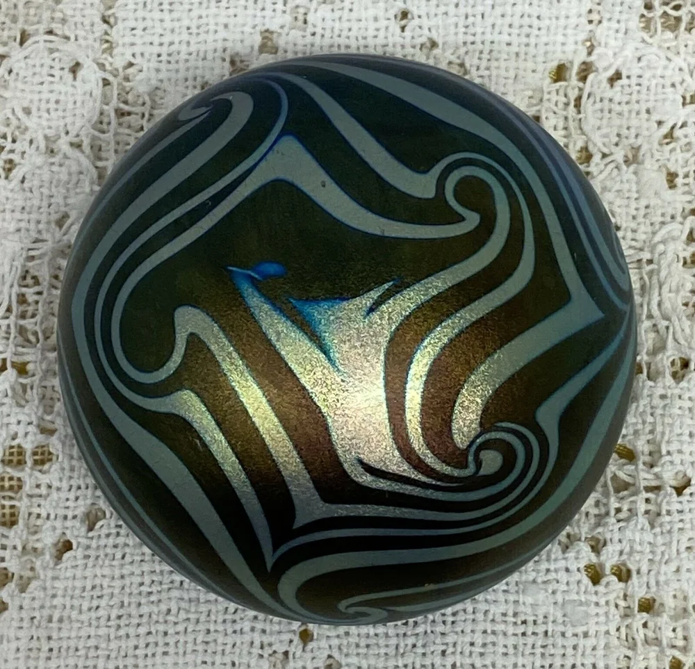 Beautiful Charles Lotton Art Glass, King Tut Style, Iridescent Design ...