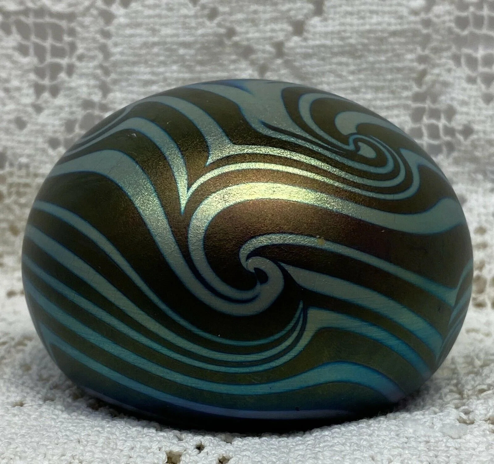 Beautiful Charles Lotton Art Glass, King Tut Style, Iridescent Design ...