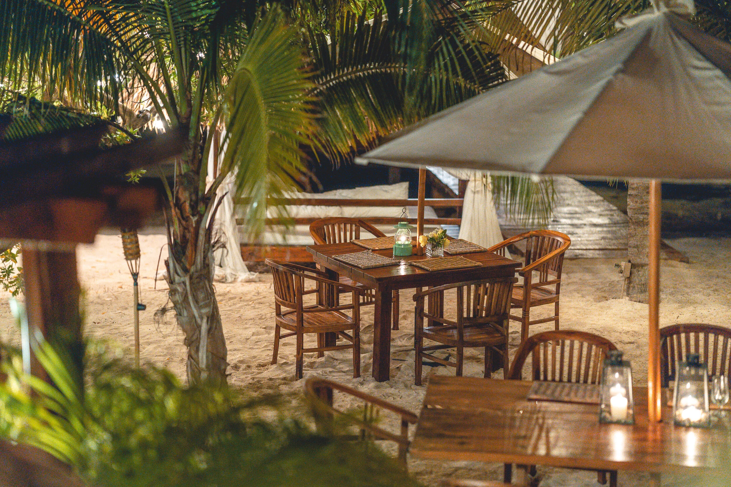 Romantic Overwater and Beach Restaurant — Aruba Ocean Villas