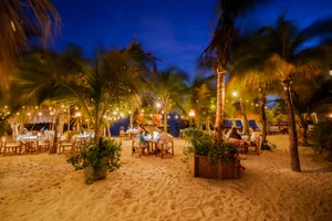 Overwater Dining in Aruba | Aruba Ocean Villas Restaurant