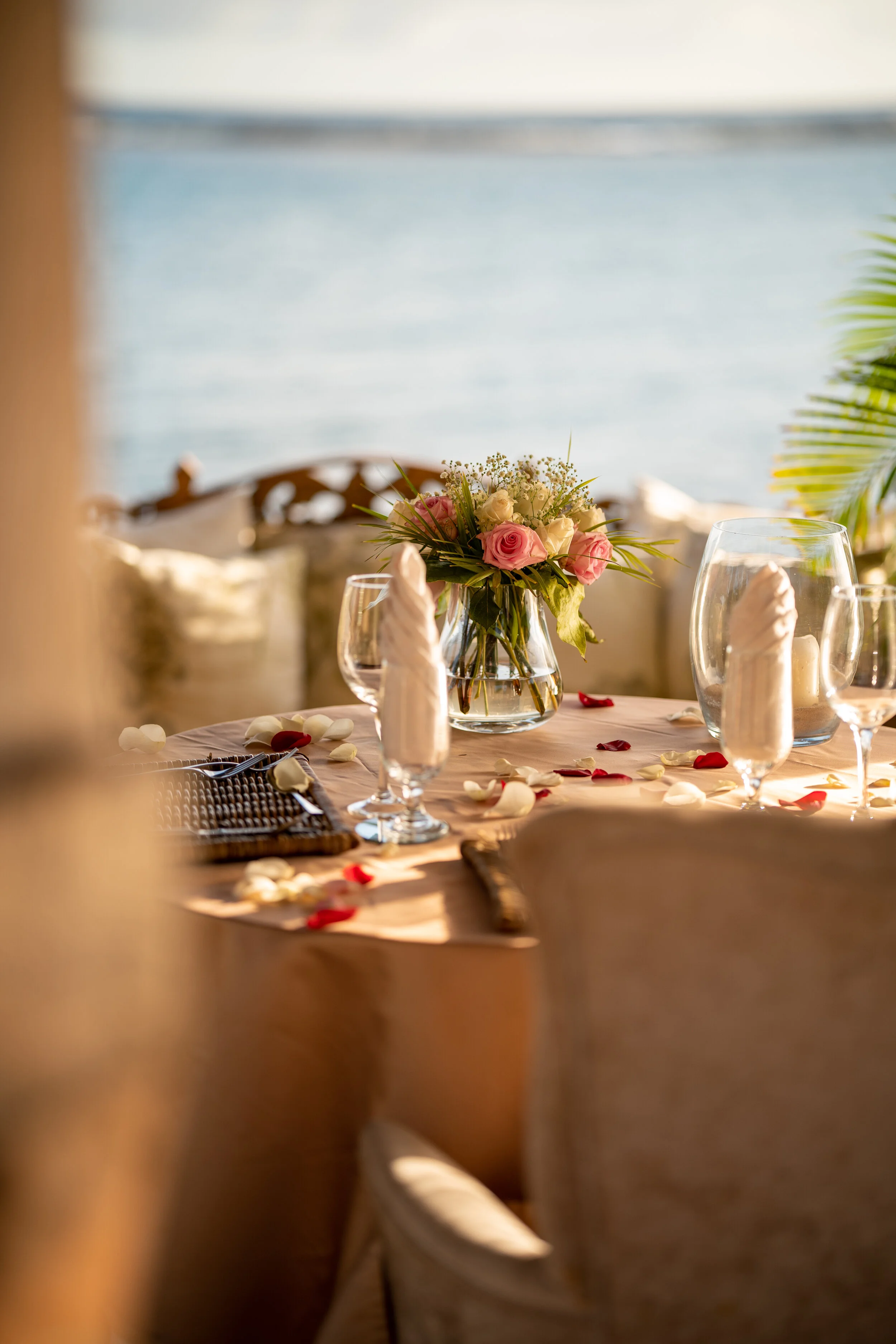 Romantic Overwater and Beach Restaurant — Aruba Ocean Villas