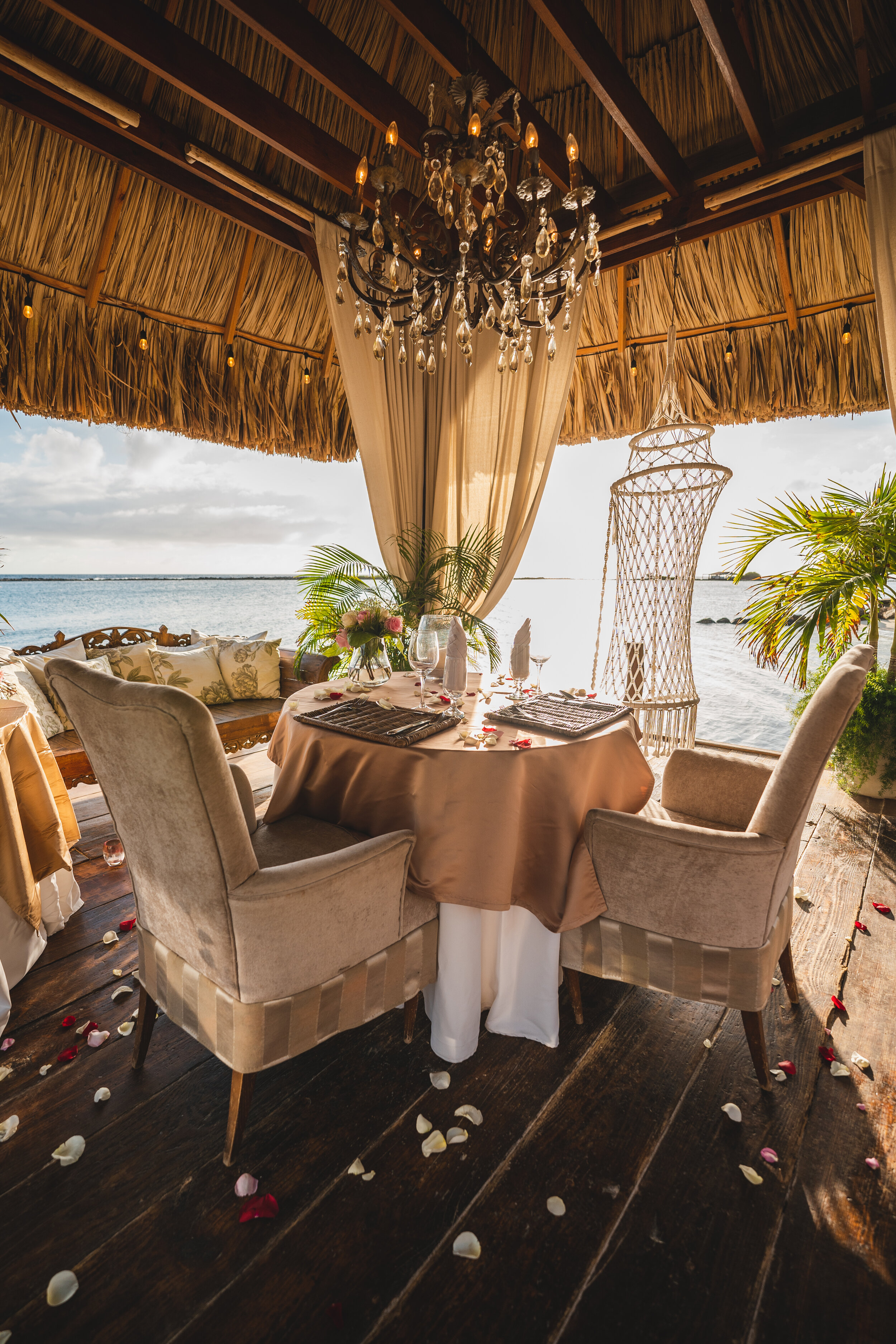 Romantic Overwater and Beach Restaurant — Aruba Ocean Villas