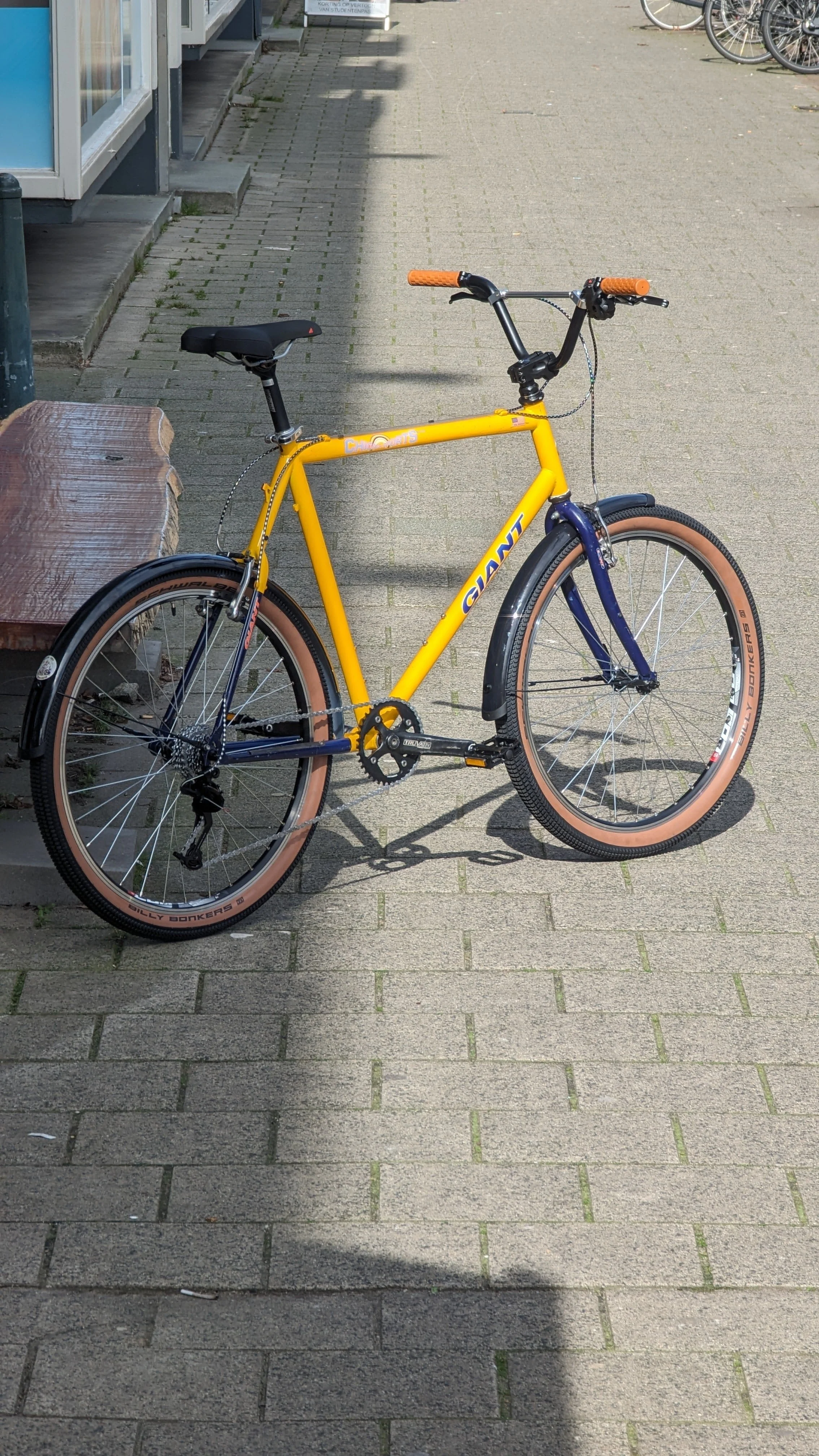 Store 2 — Bikes&Records