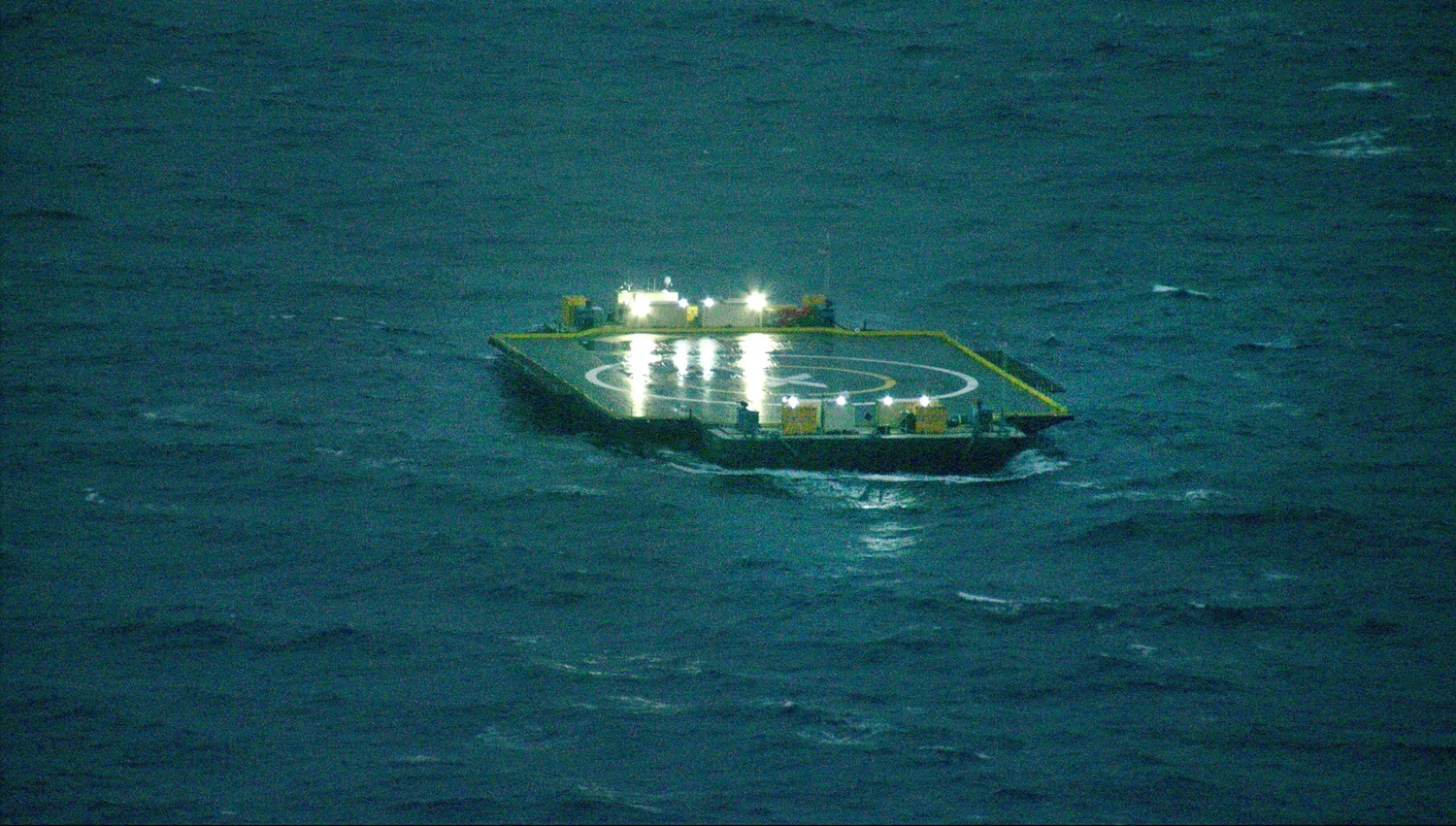 SpaceX Landing Barges "JRTI" and "OCISLY" — Ben Kellie