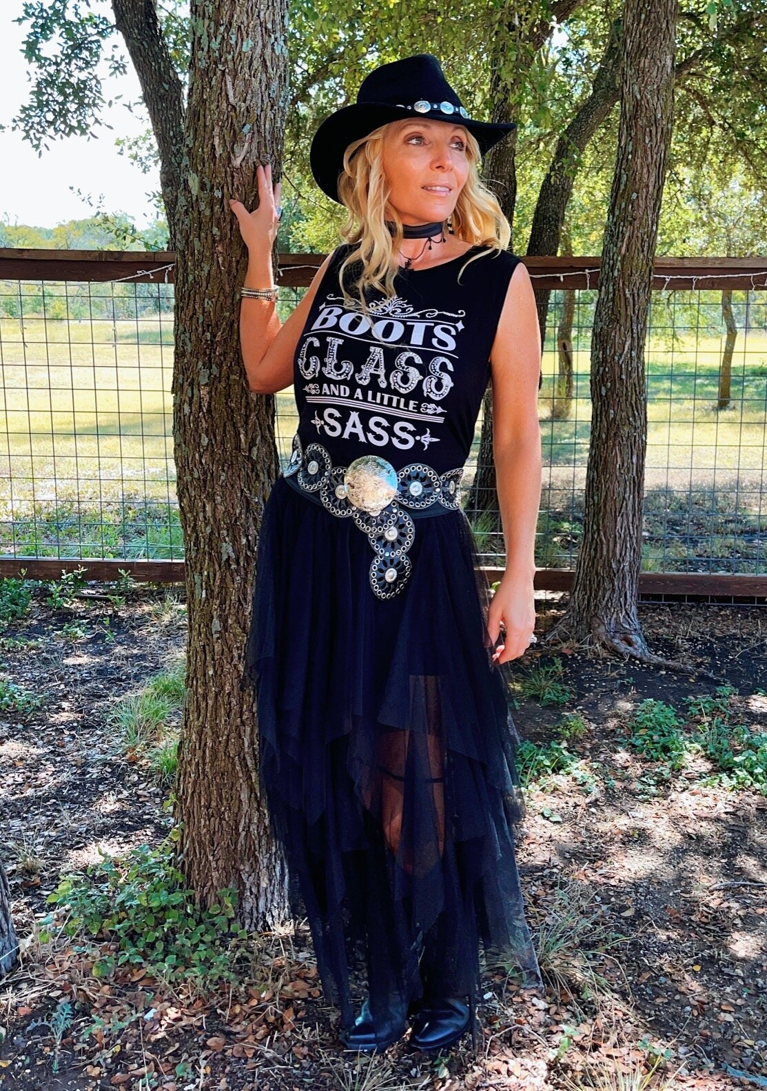 Western Wednesday sass — Crows feet in heels