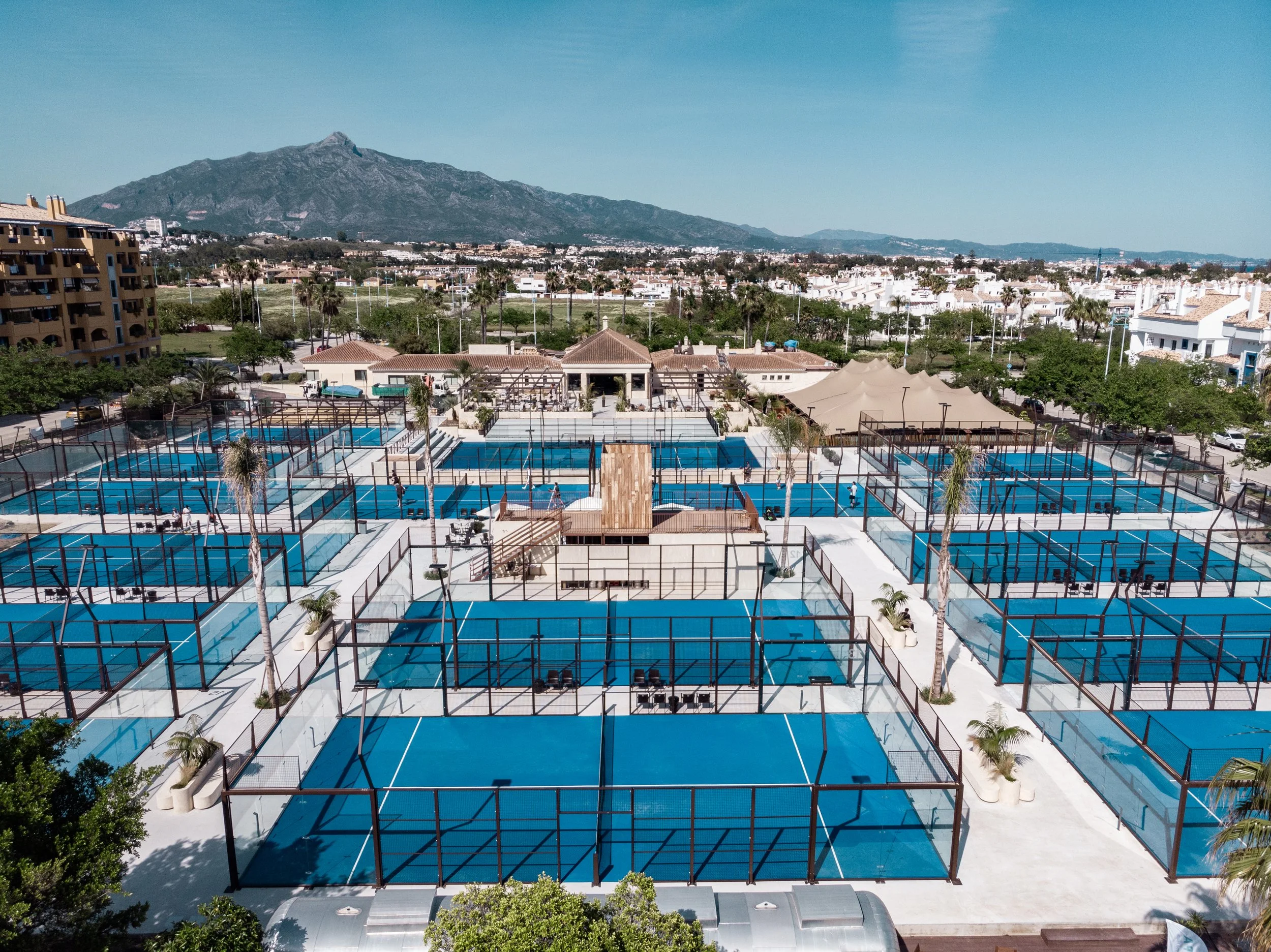 PADEL COURTS — Padel Ergo