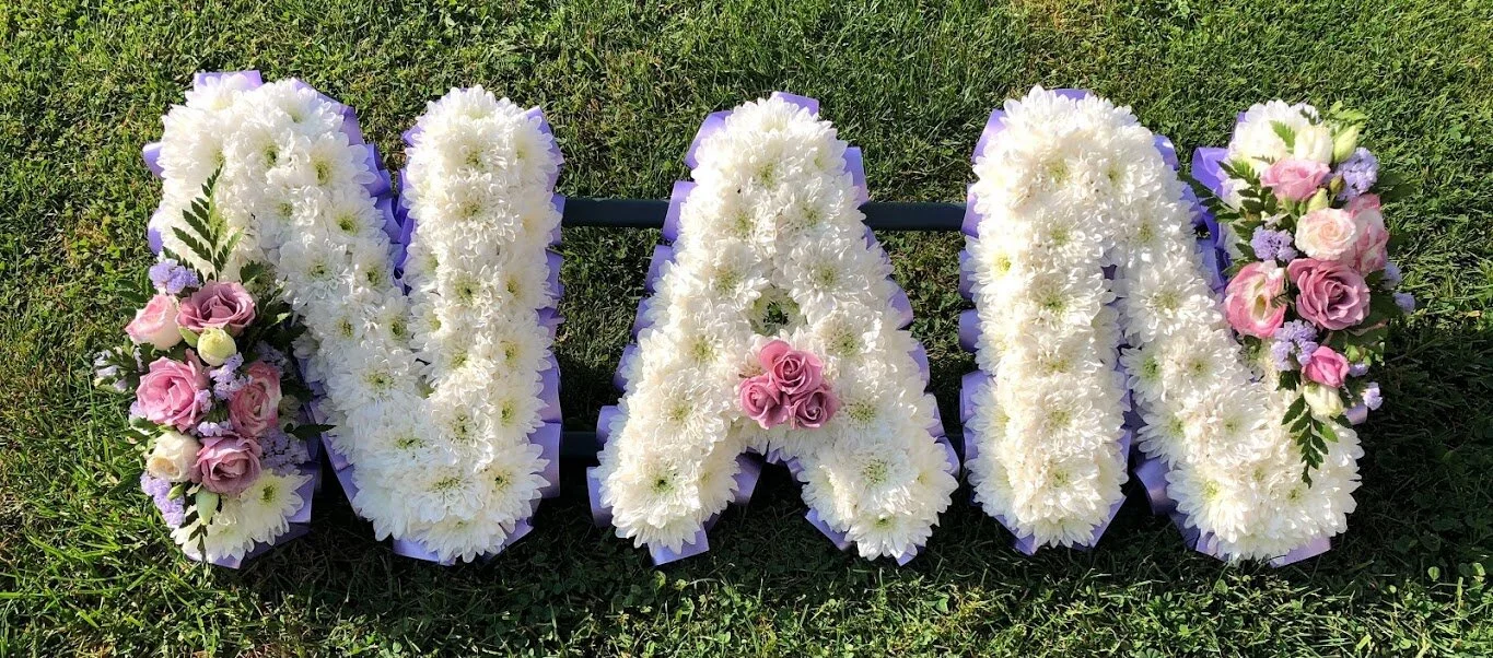 Longlevens Flowers - Weddings | Funerals | Bouquet | Gloucester