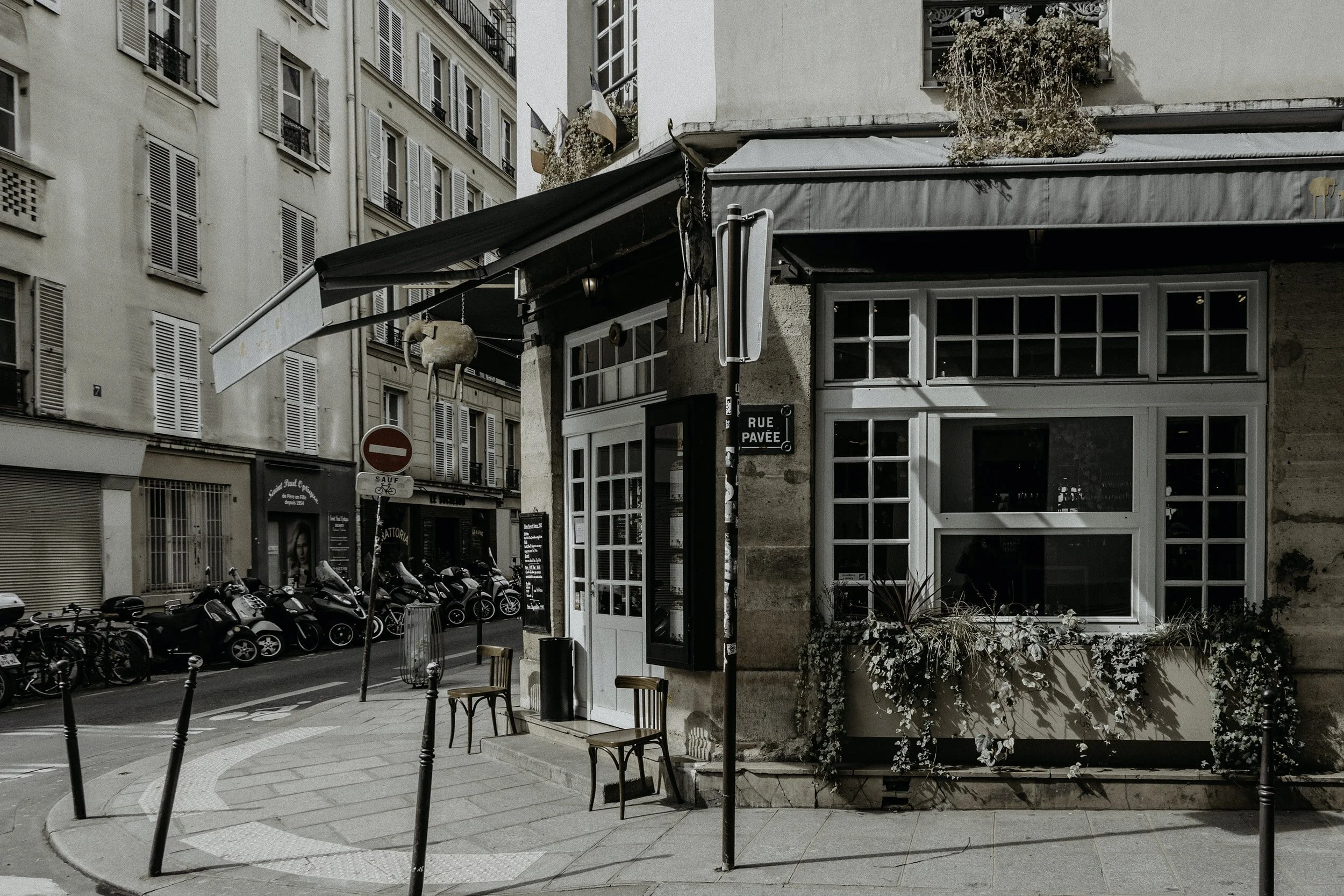 Menu — Voilà! Bistrot