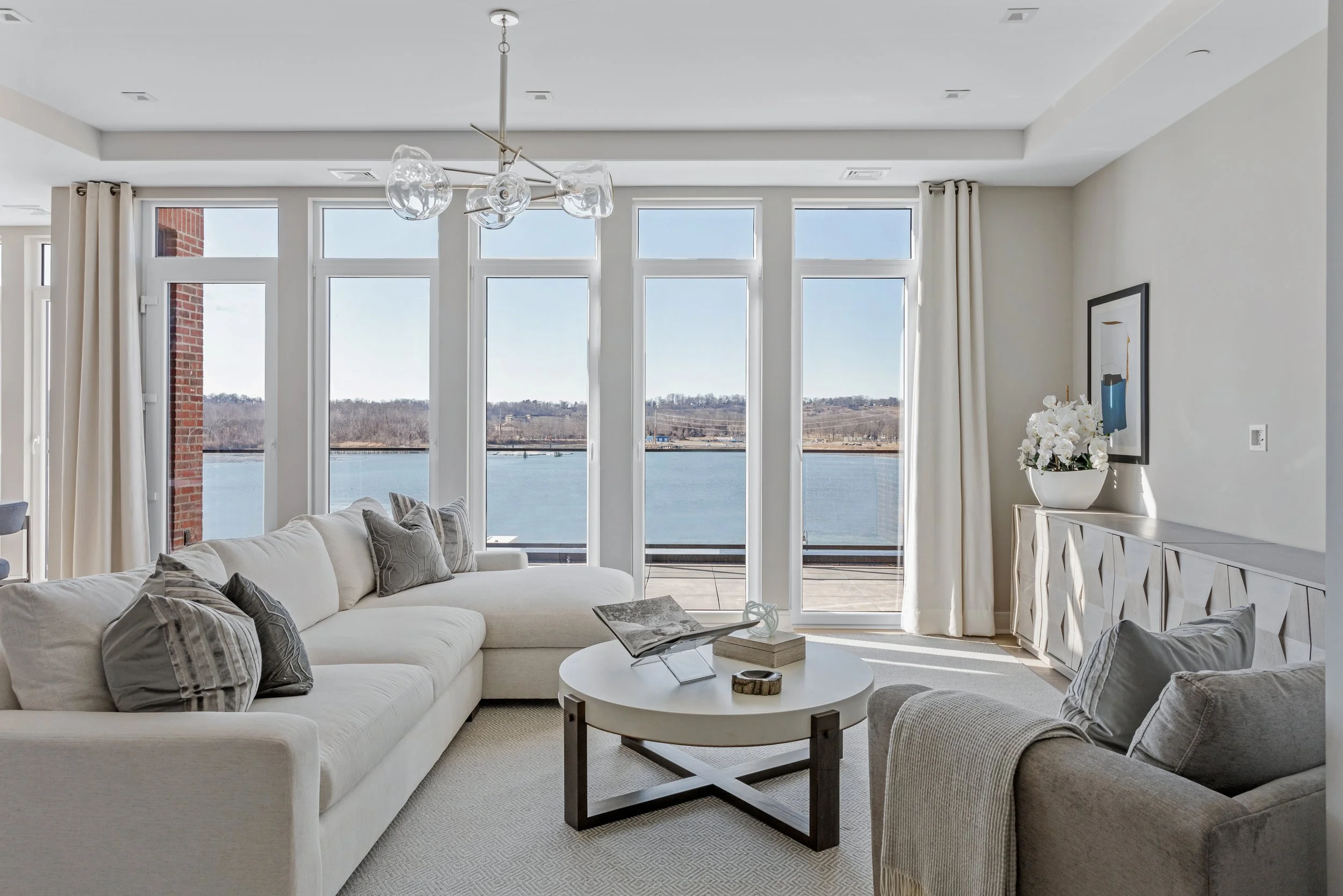 The Residences at Glen Harbor | Schedule a Tour