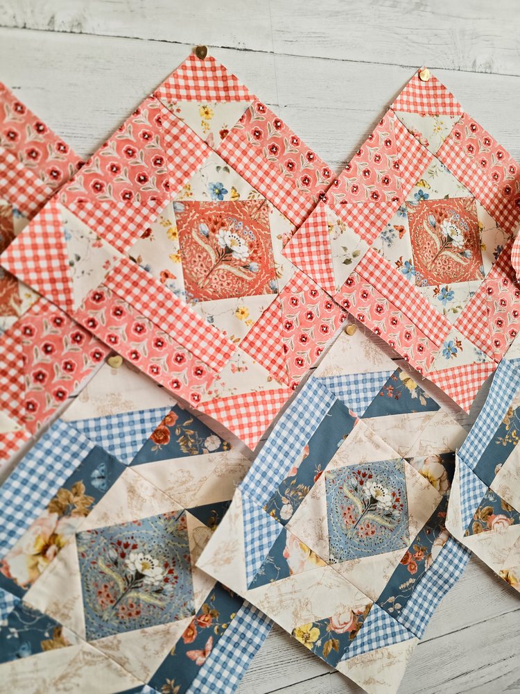 Perfect quilt for fussy cutting — Thai Charm LLC