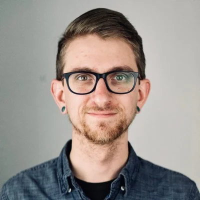 Flora Devlin · Product Coach