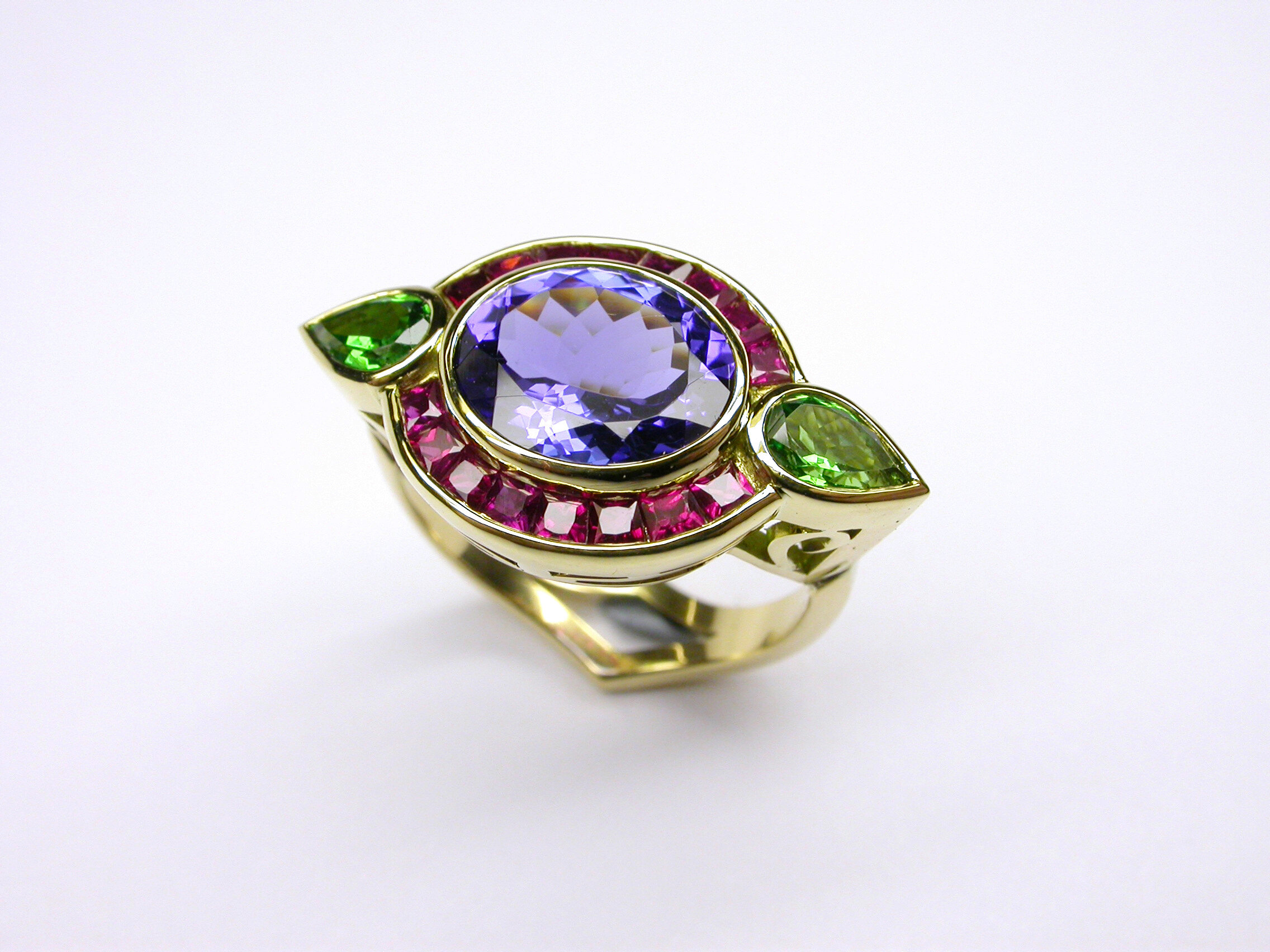 Contact — James Fairhurst | Bespoke Jewellery