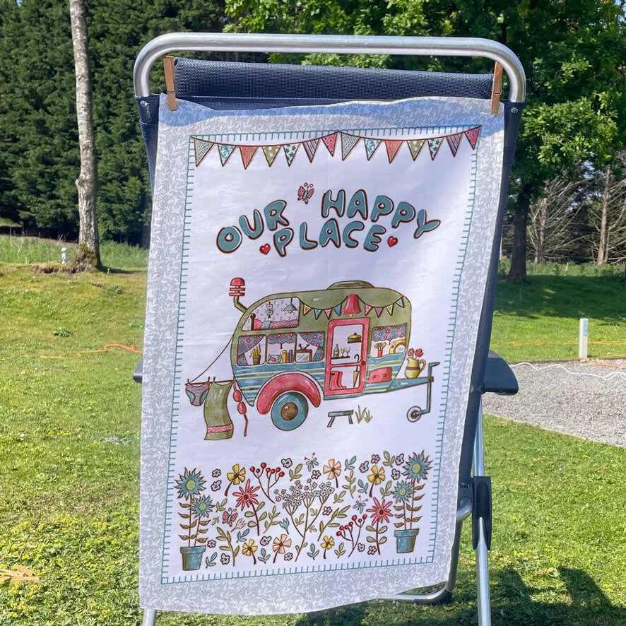 Vintage Caravan Illustration Wall Art Print - Winter — Designer tea ...