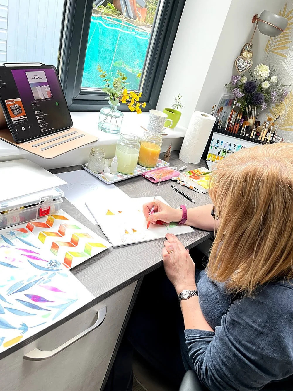 About Gayle McCabe - Graphic Designer and Illustrator