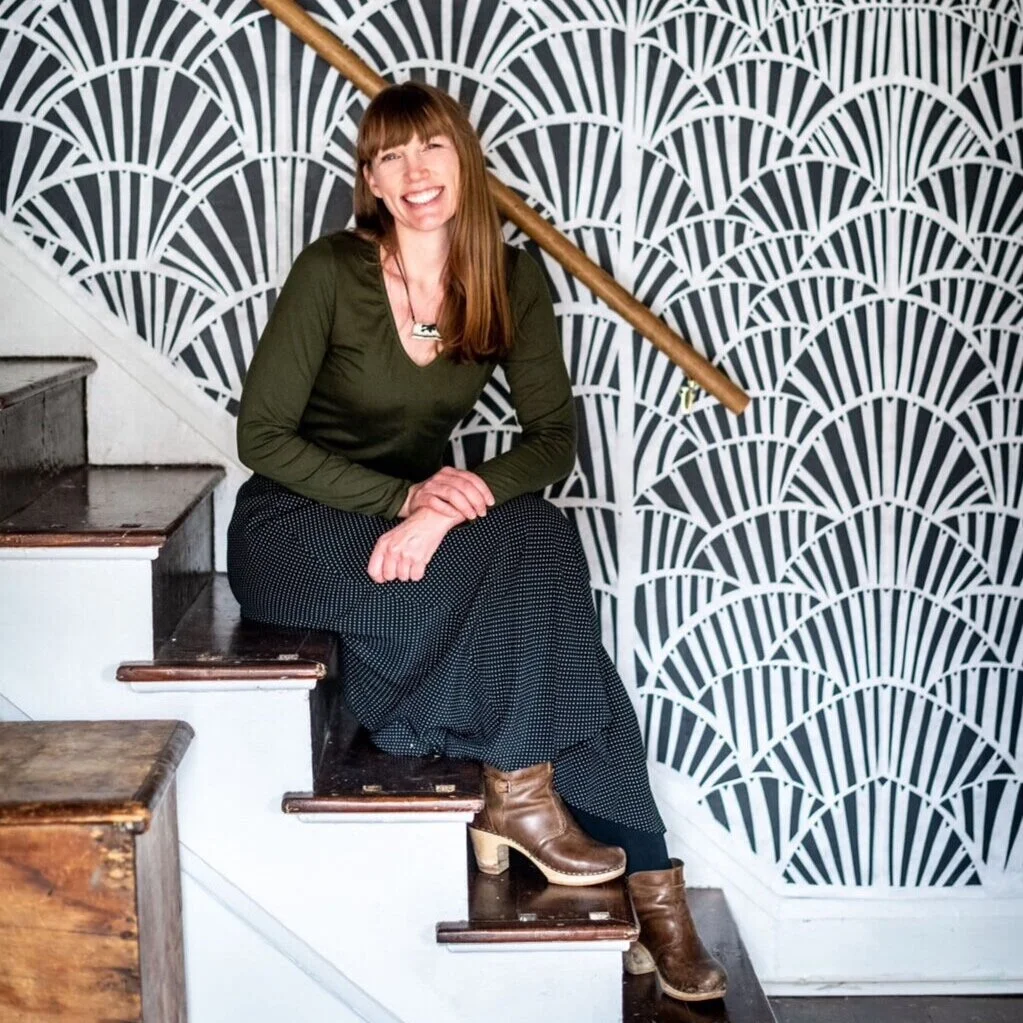 Annie Howe Papercuts