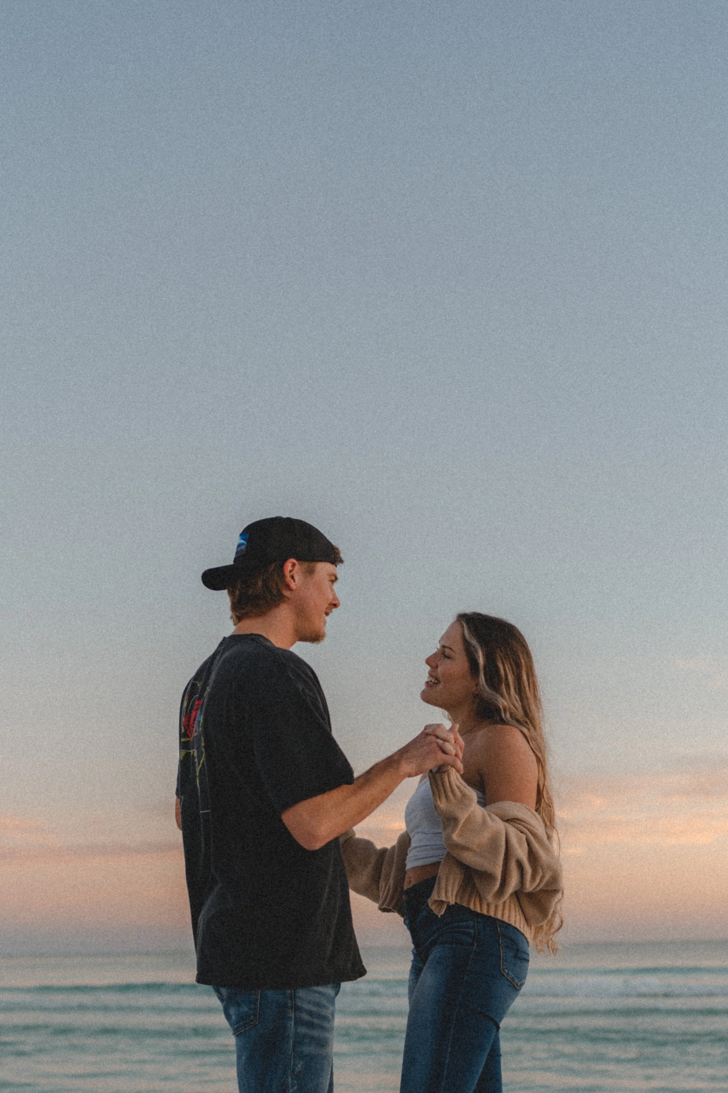 Destin Florida Couples Photographer — Maddie Nichole Photographer