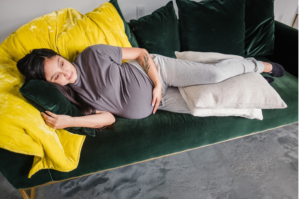 5 Comfort Measures and Positions to Practice Before Giving Birth — One ...