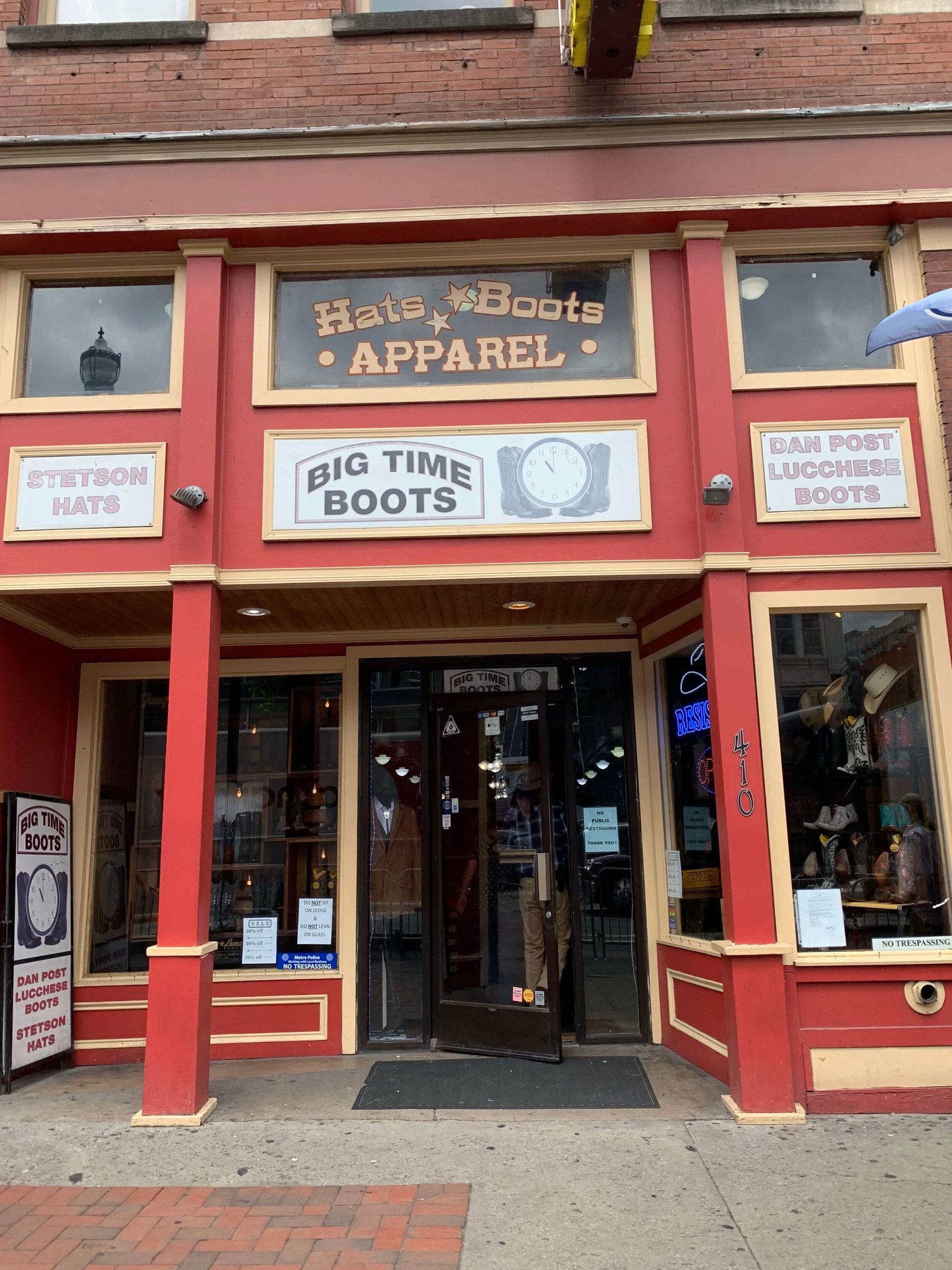 Big Time Boots / Betty Boots Nashville