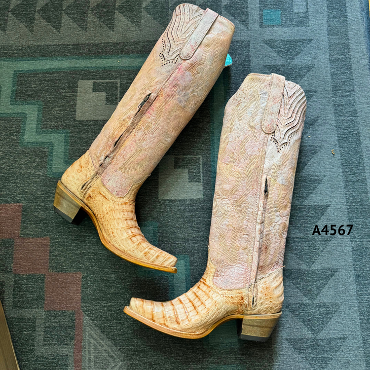 Big Time Boots / Betty Boots Nashville