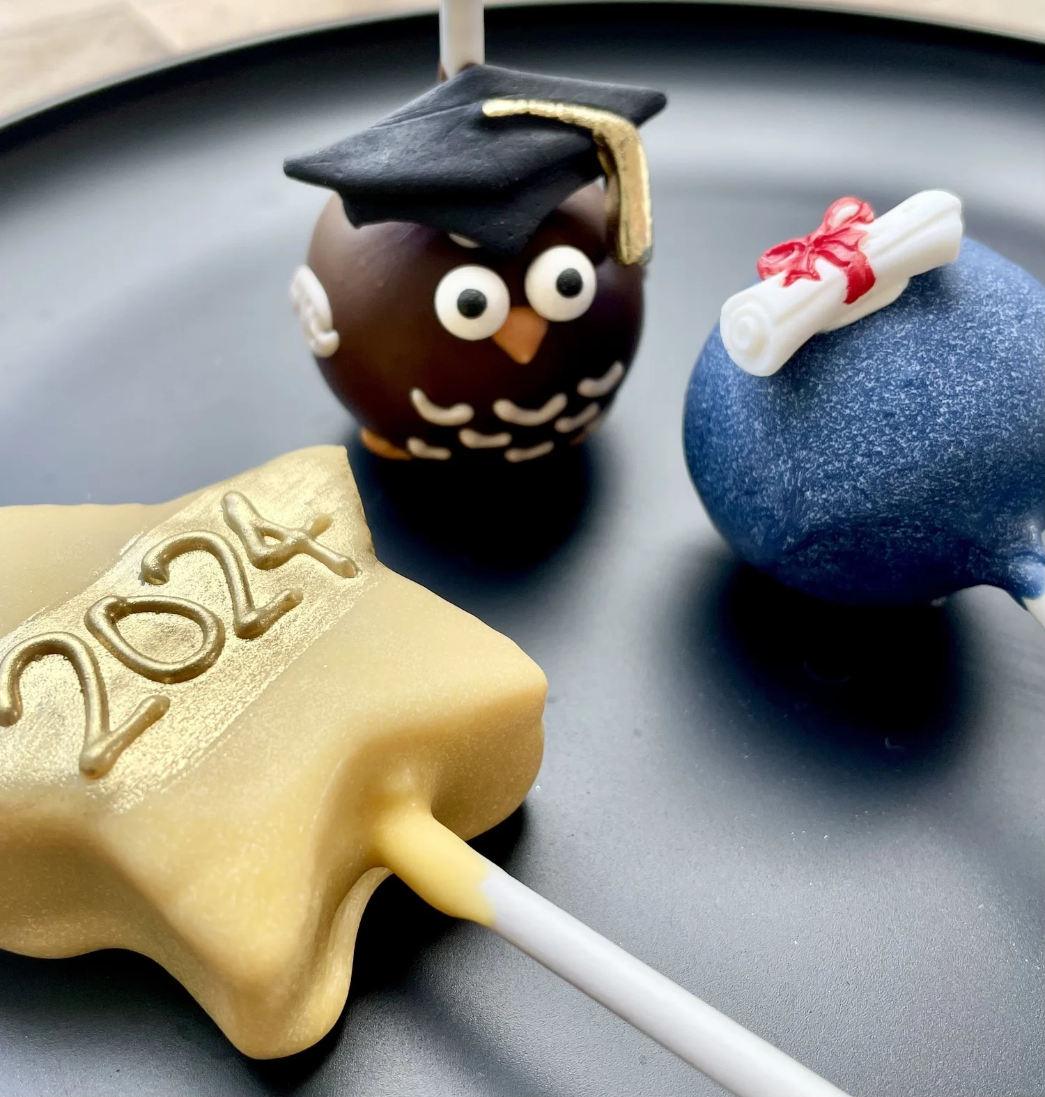 Cake Pops — Gourmet Goodies