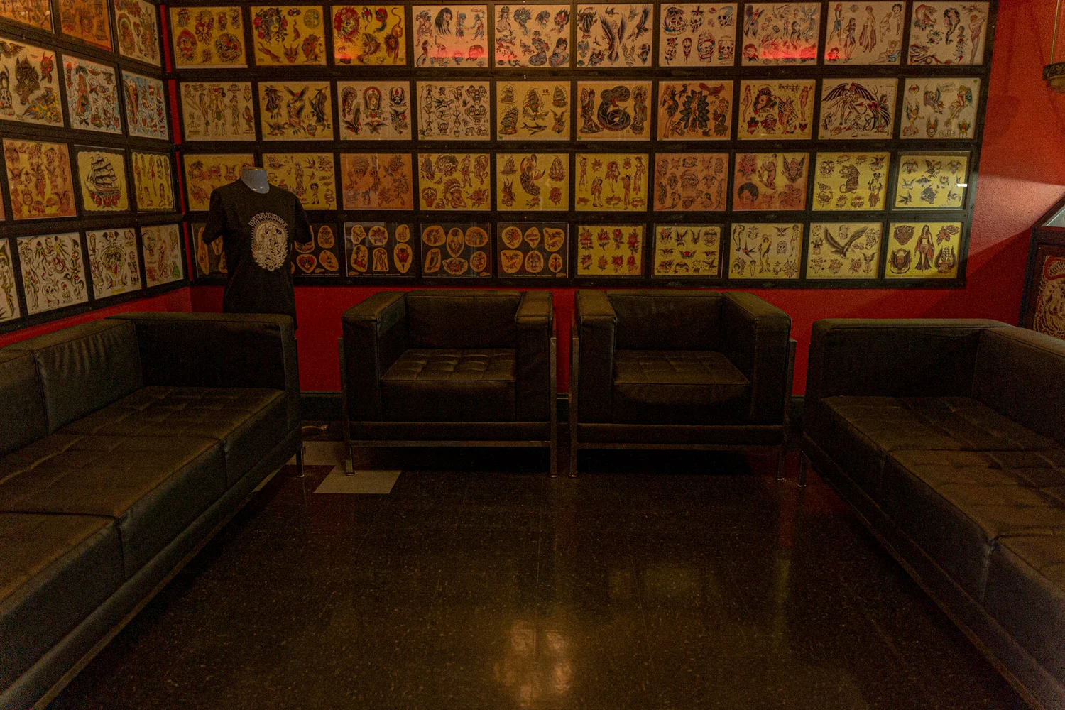 Shop Tour — Inkfluence Tattoo