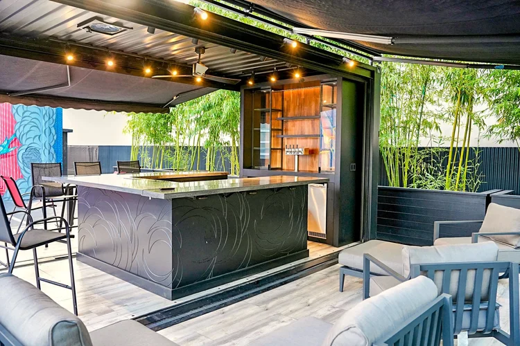Container Urban Styling — VX DESIGN SOLUTIONS