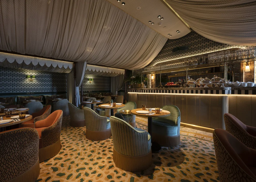 AFRICAN LOUNGE — TASHAS GROUP