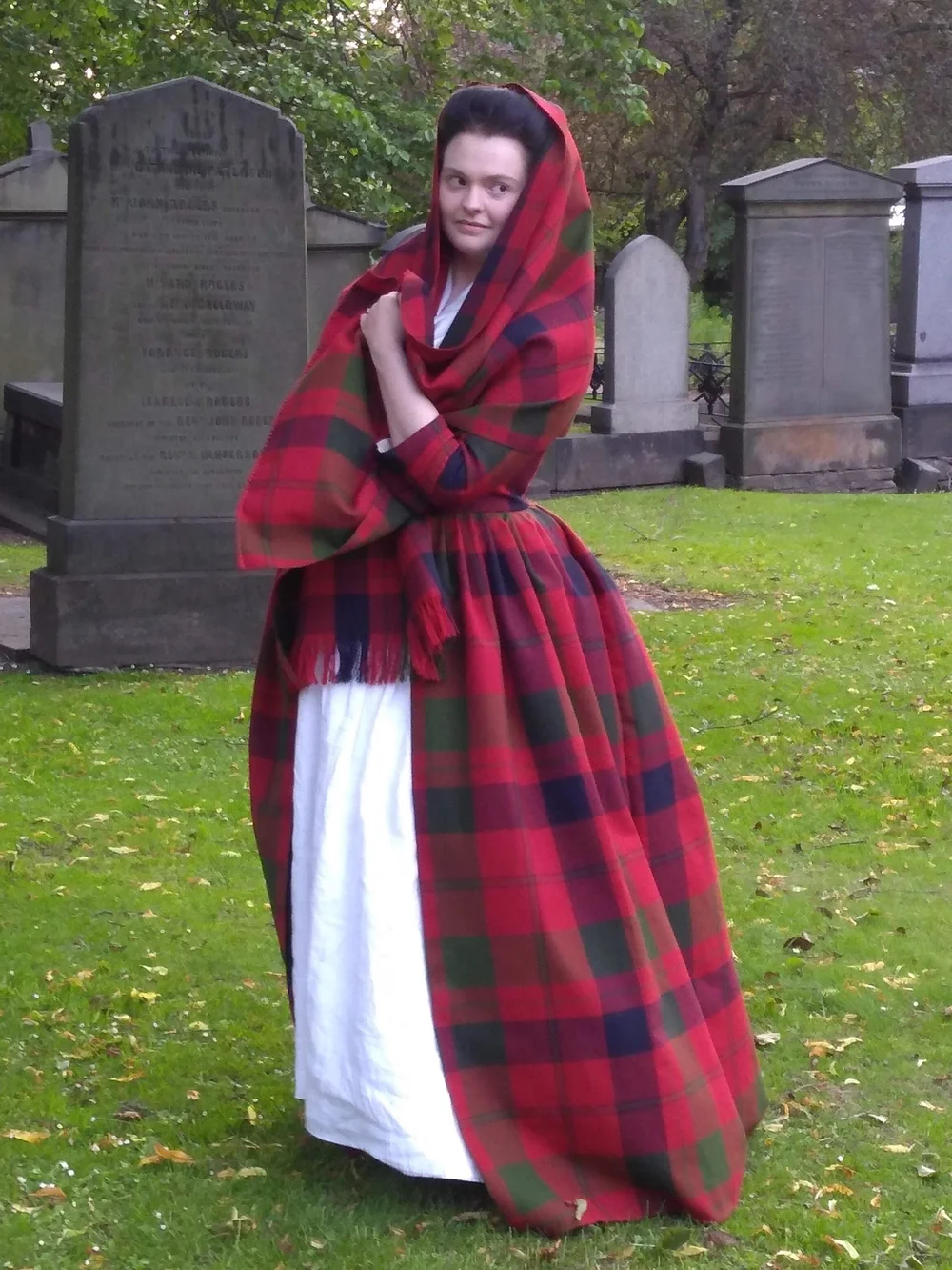 Isabella MacTavish Fraser — Timesmith Dress History
