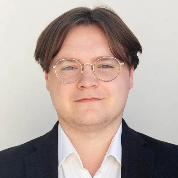 Family-owned private investors in UK businesses | Jatania Holdings