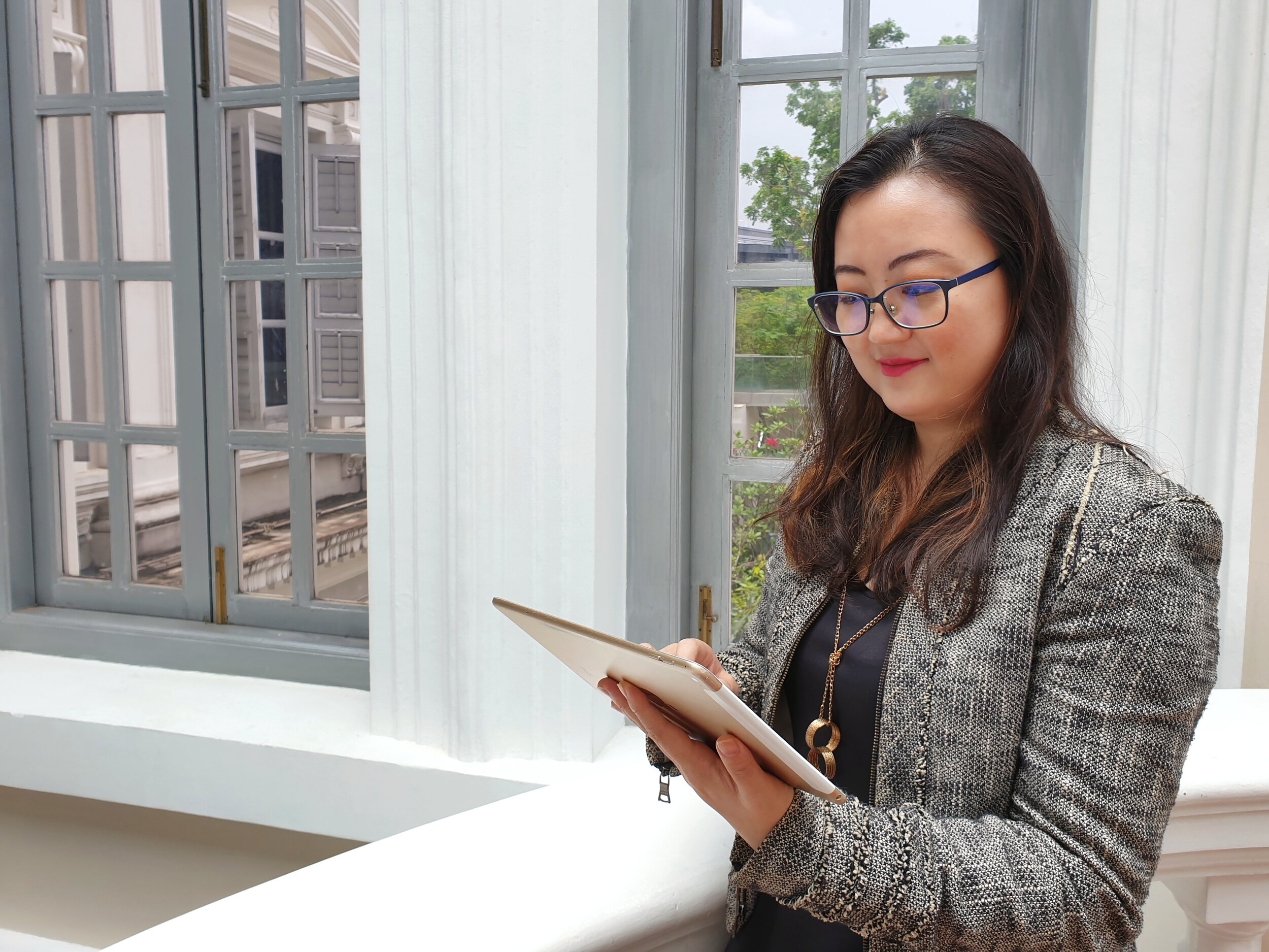 Contact — Esther Perh