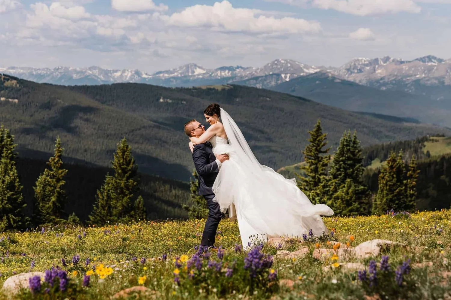 41 Unique Ideas For Your Outdoor Elopement | Updated for 2026 — Vow of ...