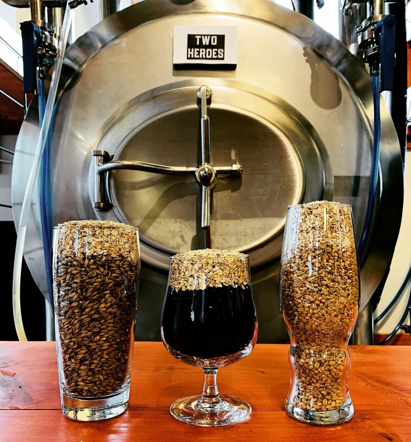 social — Two Heroes Brewery ‧ Public House