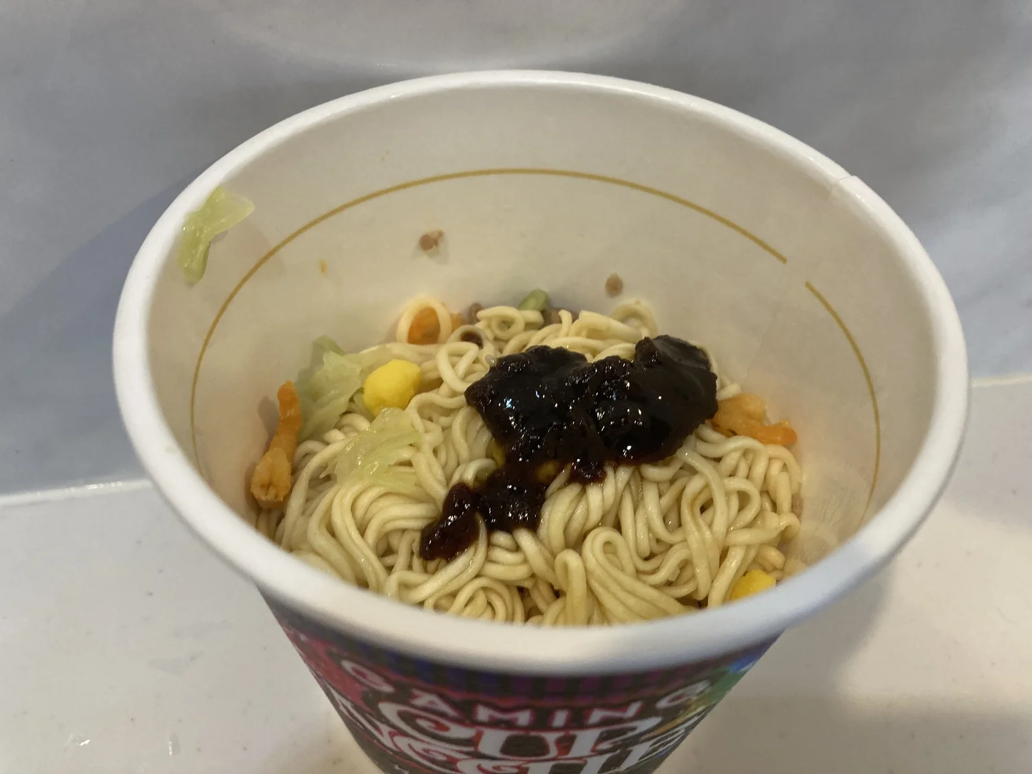 Nissin Gaming Cup Noodle Energy Garlic & Black Pepper Yakisoba / 日清 ...