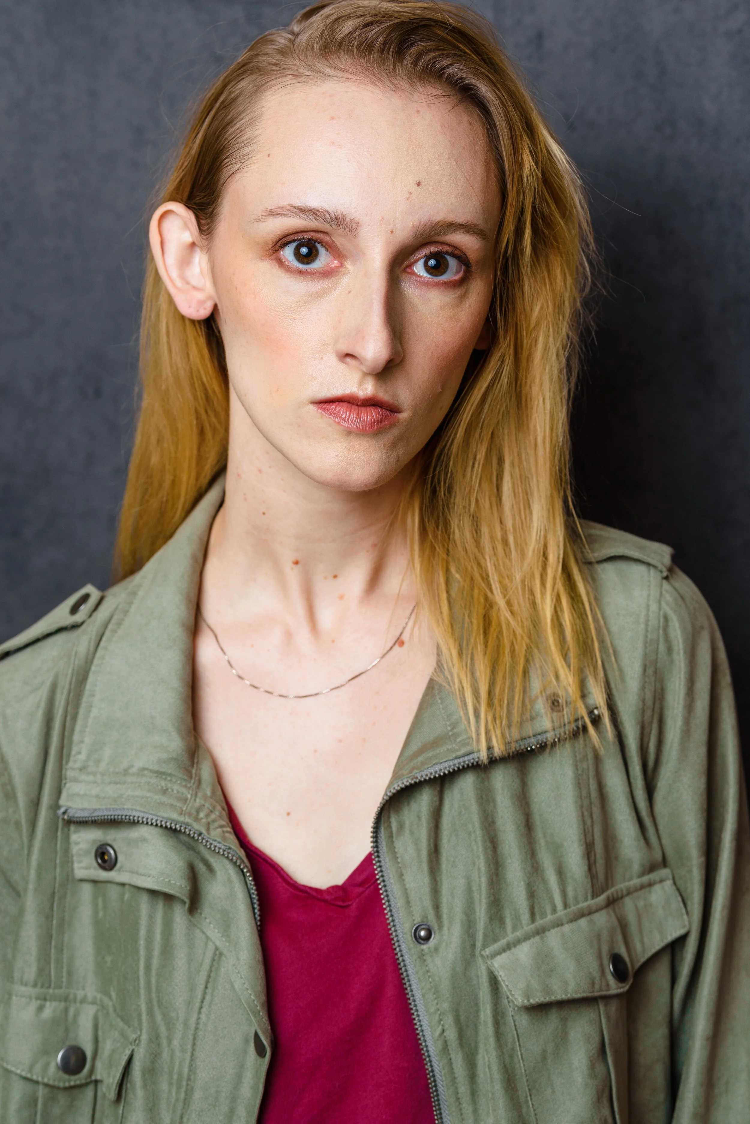 Sarah Kylie is a comedian + actor based in Los Angeles.