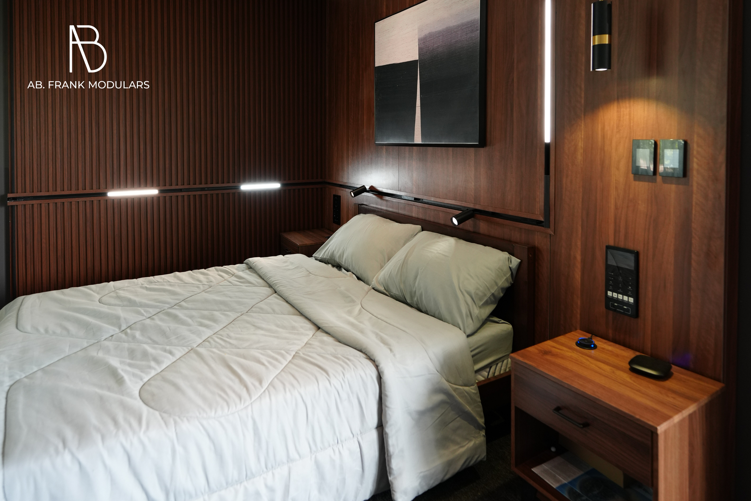 Blending Style and Flexibility: Maximizing Hotel Room Layouts with ...