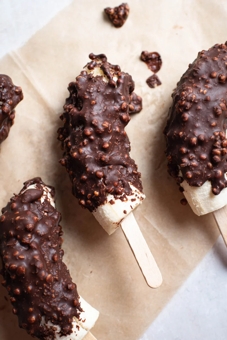 Bananglass med chokladcrunch — SnacksByCaroline