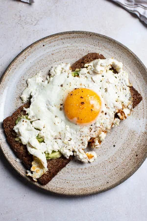 Stekt fetaost ägg — SnacksByCaroline