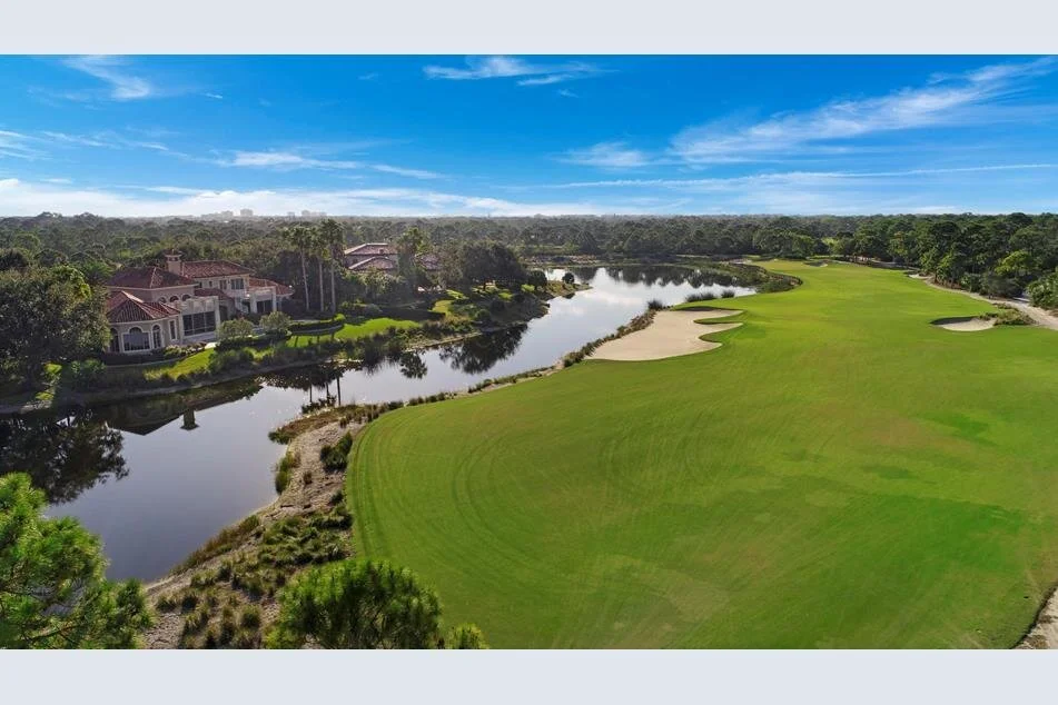 Bears Club — Jupiter Hills Village Realty