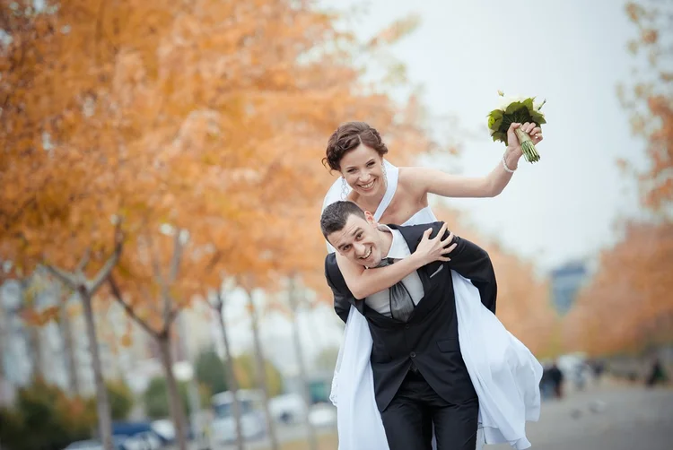 Planning a Surprise Proposal or Vow Renewal at Riverview Barn: Ideas ...